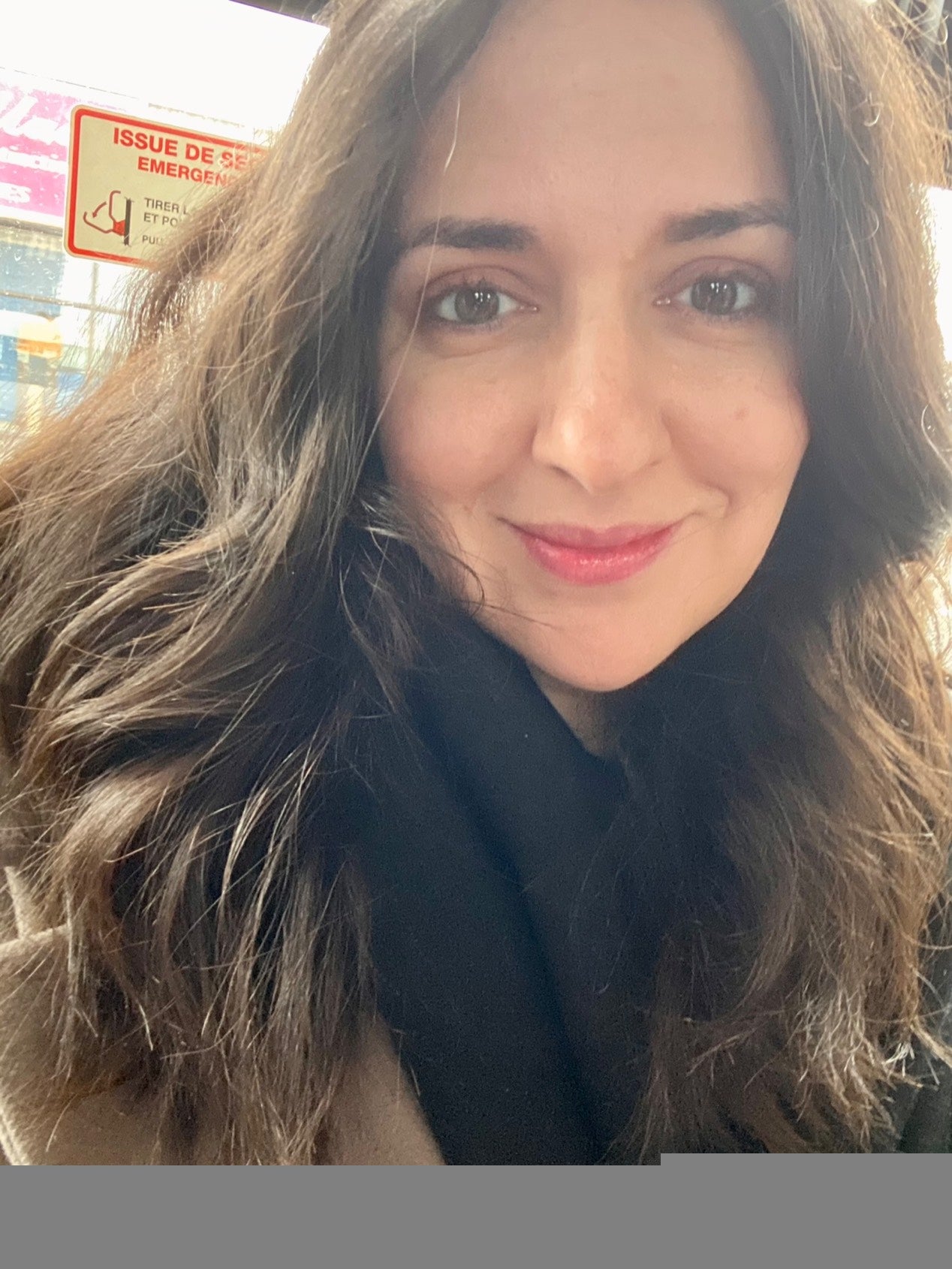 Yousra Tagmouti – Souris Mini Seconde Main